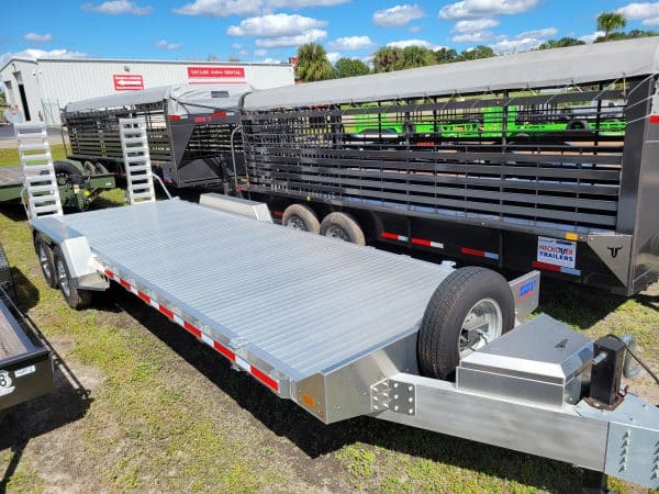 Equipment / Tilt Trailer – AG 98 Trailers